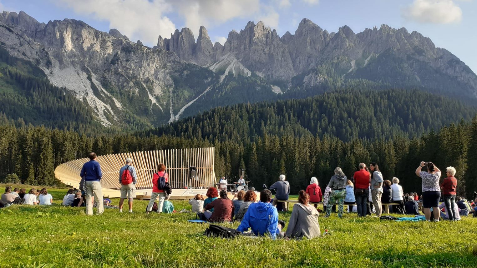 Natura, tracce umane ed eventi estremi nella mostra del feltrino ...