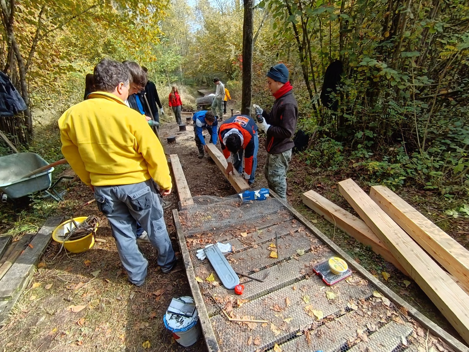 Gli studenti della Scuola Steiner “Novalis” di Conegliano ai Laghetti ...